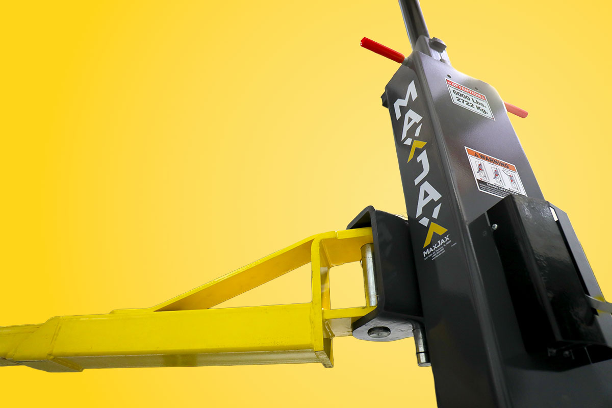 Portable Two-Post Lifts | MaxJax® Mobile Car Lift Solutions | MaxJax